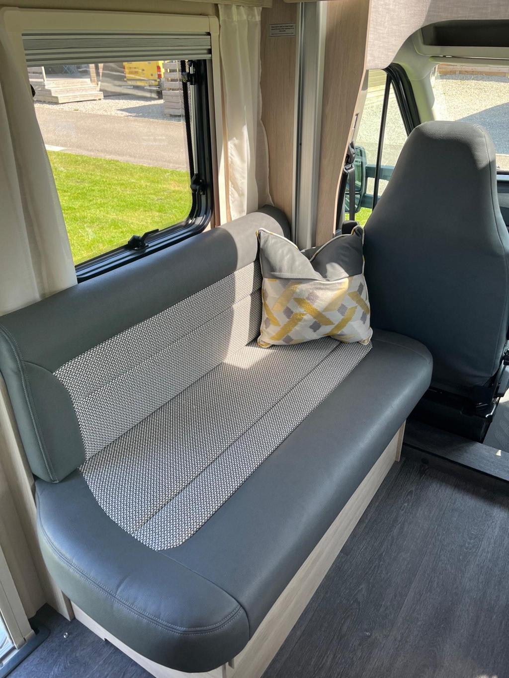 F-60 (Auto) SY23 UDL :: North 500 Motorhomes